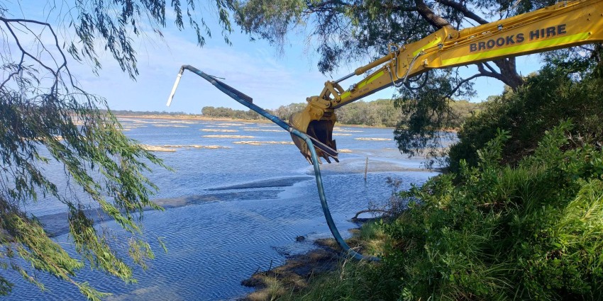 Vasse Estuary sediment removal project complete